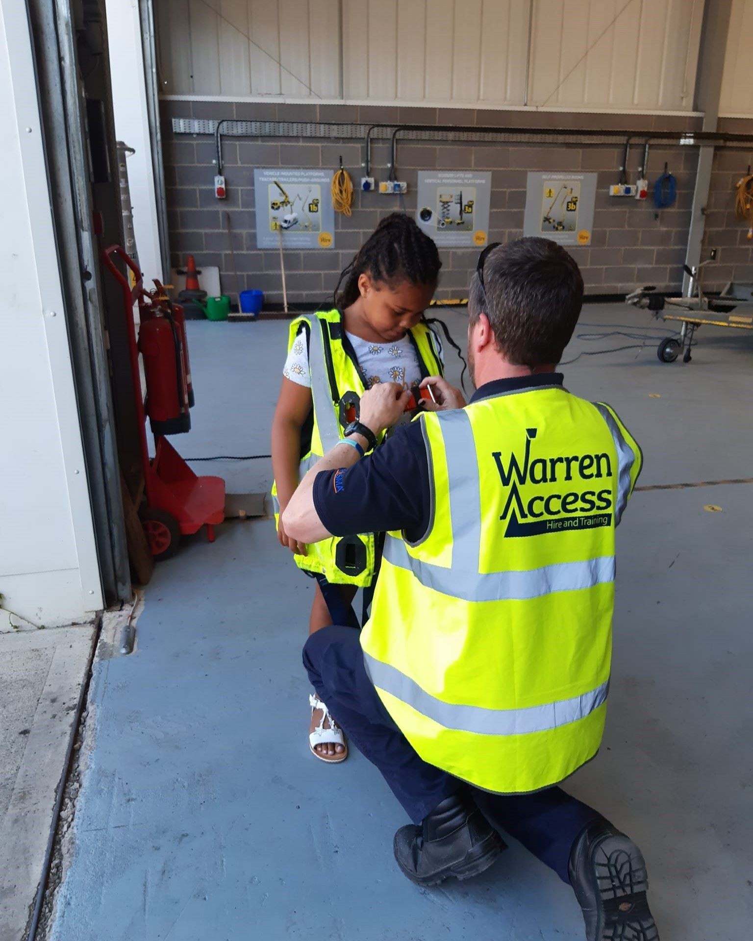Summer holiday mini apprentices have fun at Warren Access